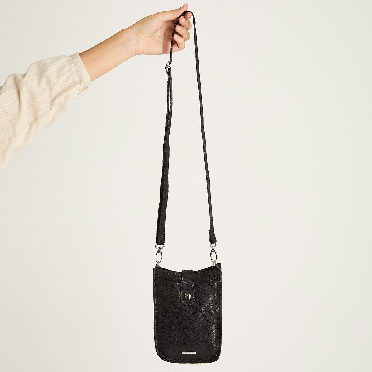 Porta Celular Metalizado Negro | Lorenzo di Pontti